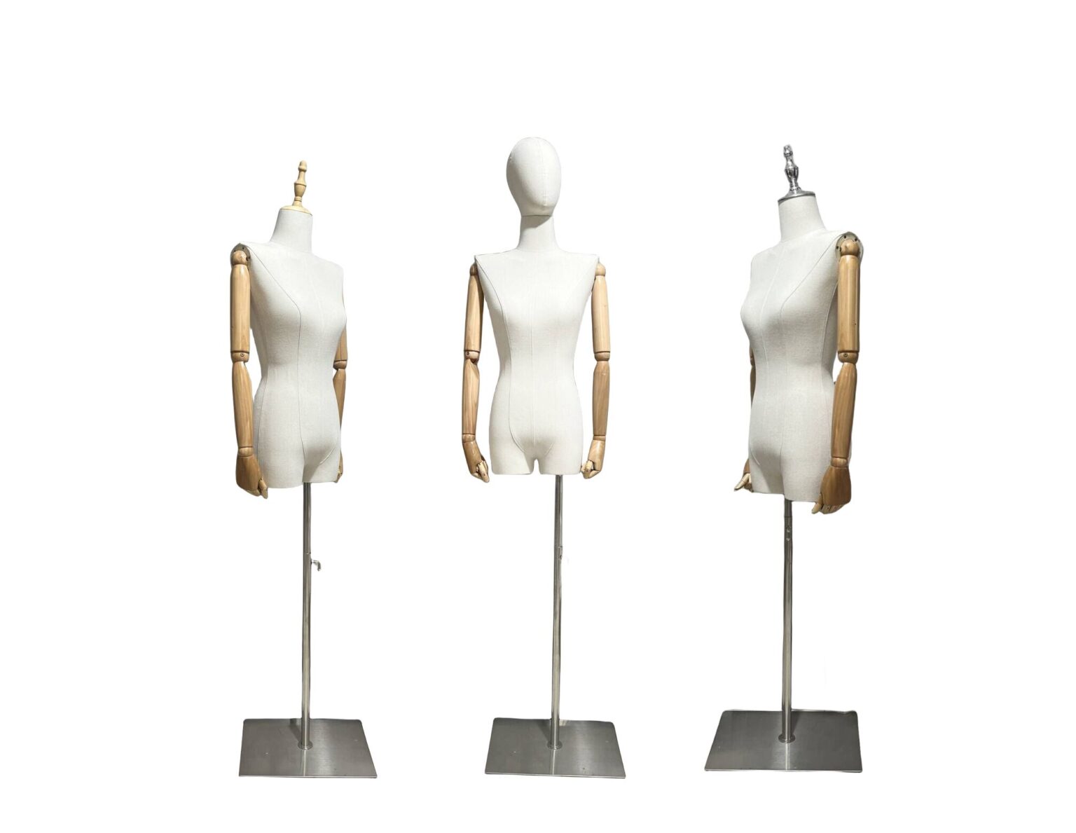Vestido de maniquí femenino con hombros descubiertos y lino claro con ...